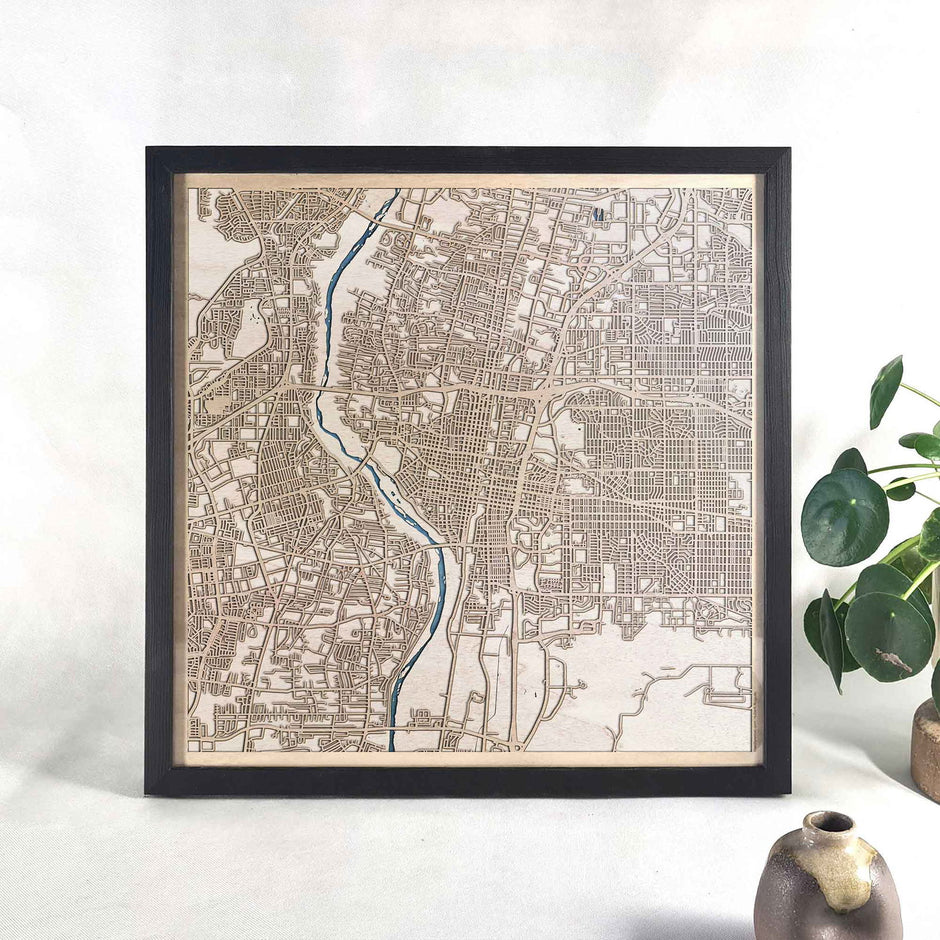 Wooden maps and street carvings cities - CityWood