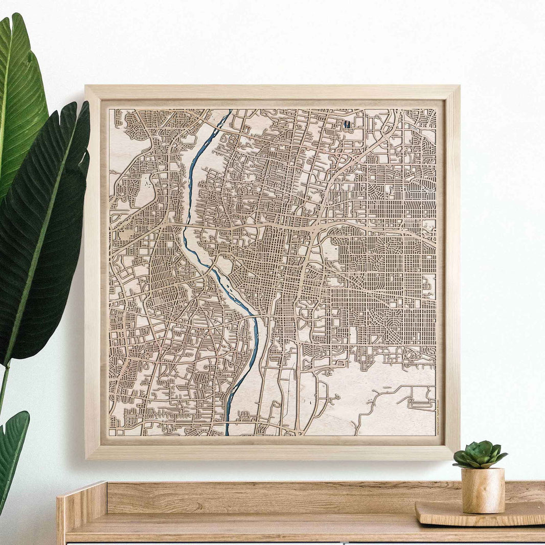 Wooden maps and street carvings cities - CityWood