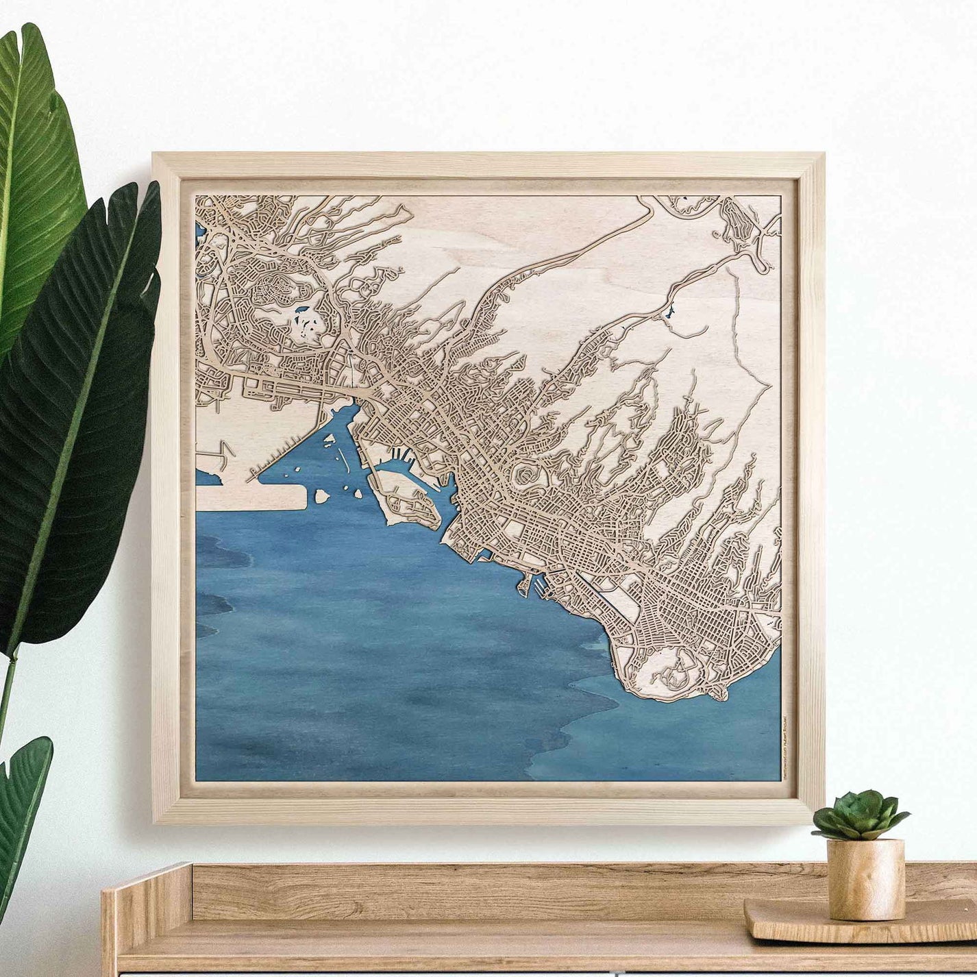 Wooden street map of Honolulu - 3D, topographic, engraved - CityWood